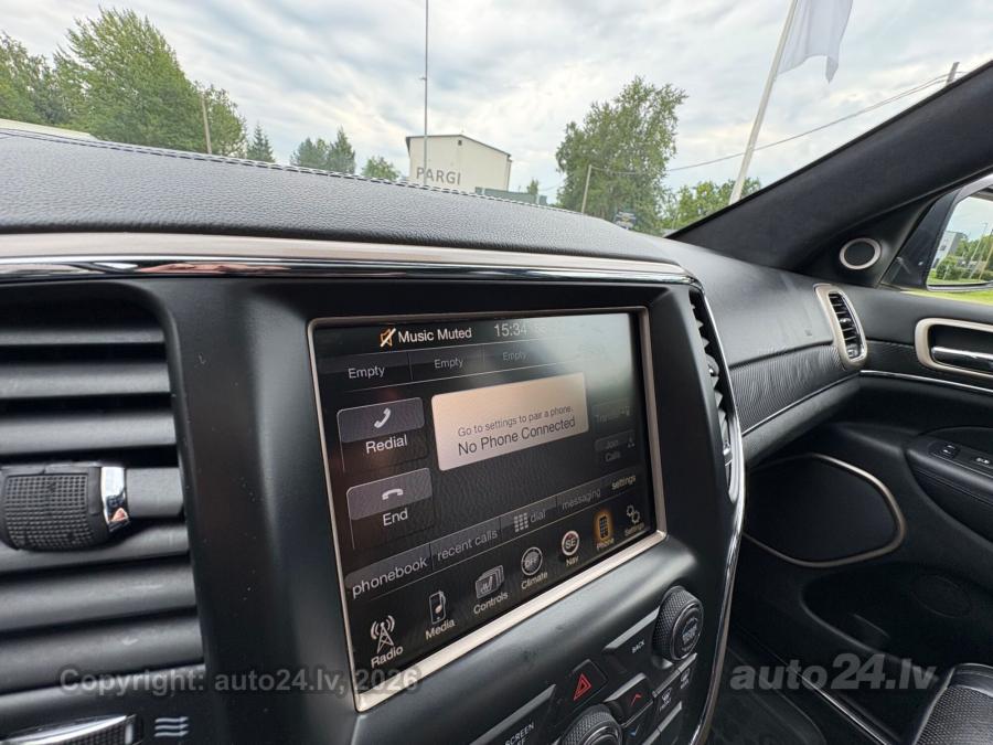 Melns Jeep Grand Cherokee 2014 Jehvi, ar dzinēja tilpumu 3.00 L un nobraukumu 263 tūkst. km par 8700 €, foto 24 vietnē AUTOMOTO.COM.LV