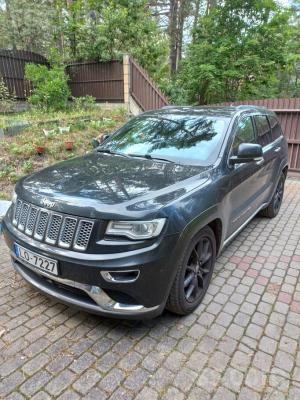 Melns Jeep Grand Cherokee 2015 Rīga, ar dzinēja tilpumu 3.00 L un nobraukumu 199 tūkst. km par 15500 €, foto  vietnē AUTOMOTO.COM.LV