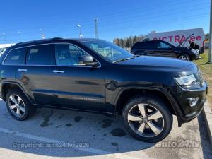 Black Jeep Grand Cherokee 2016 in Tartu, with an engine capacity of 3.00 L and mileage of 117 thousand km for 19900 €, photo 7 on AUTOMOTO.COM.LV