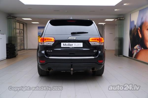 Melns Jeep Grand Cherokee 2020 Tallina, ar dzinēja tilpumu 3.00 L un nobraukumu 159 tūkst. km par 23900 €, foto 5 vietnē AUTOMOTO.COM.LV