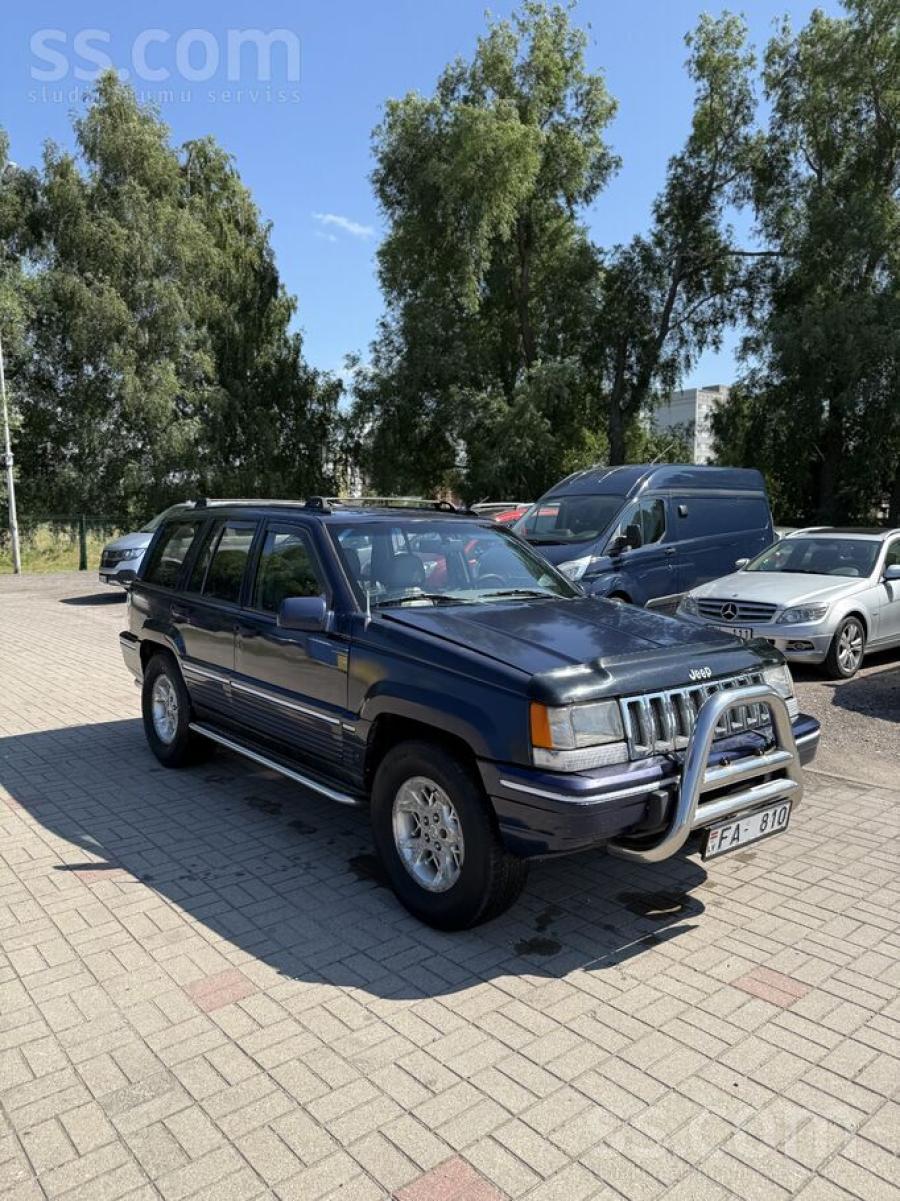 Zils Jeep Grand Cherokee 1994 Liepāja, ar dzinēja tilpumu 4.00 L un nobraukumu 280 tūkst. km par 2450 €, foto 4 vietnē AUTOMOTO.COM.LV
