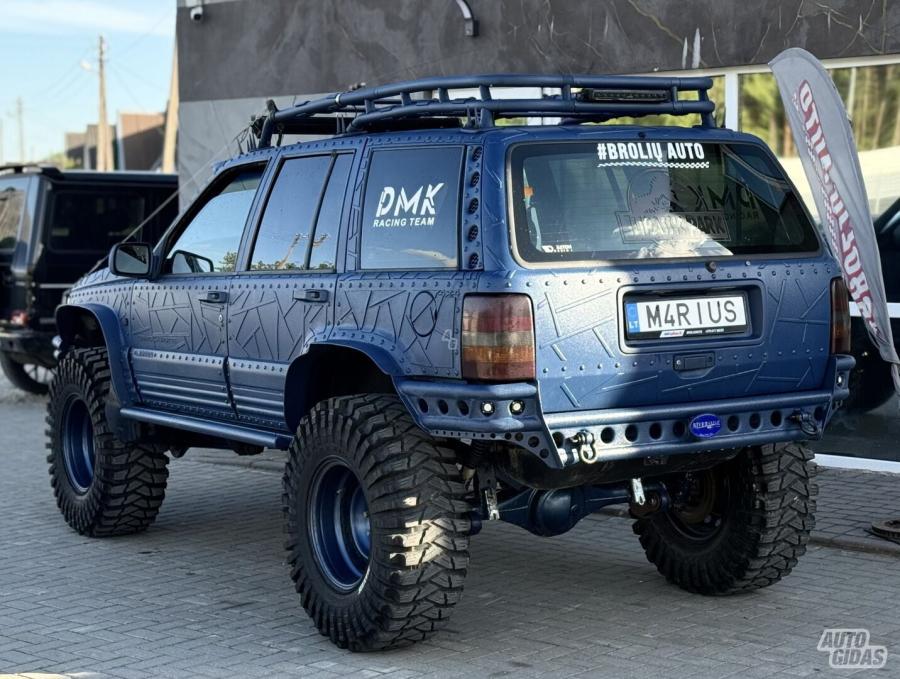 Blue Jeep Grand Cherokee 1996 in Radviliskis, with an engine capacity of 3.00 L and mileage of 400 thousand km for 16500 €, photo 10 on AUTOMOTO.COM.LV