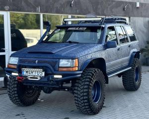 Zils Jeep Grand Cherokee 1996 Radviliškis, ar dzinēja tilpumu 3.00 L un nobraukumu 400 tūkst. km par 15500 €, foto 6 vietnē AUTOMOTO.COM.LV