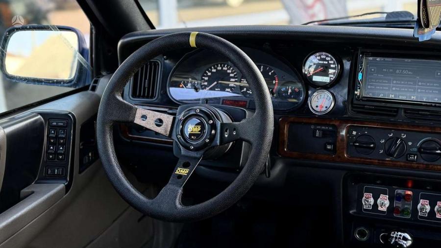 Zils Jeep Grand Cherokee 1996 Radviliškis, ar dzinēja tilpumu 3.00 L un nobraukumu 400 tūkst. km par 15500 €, foto 25 vietnē AUTOMOTO.COM.LV