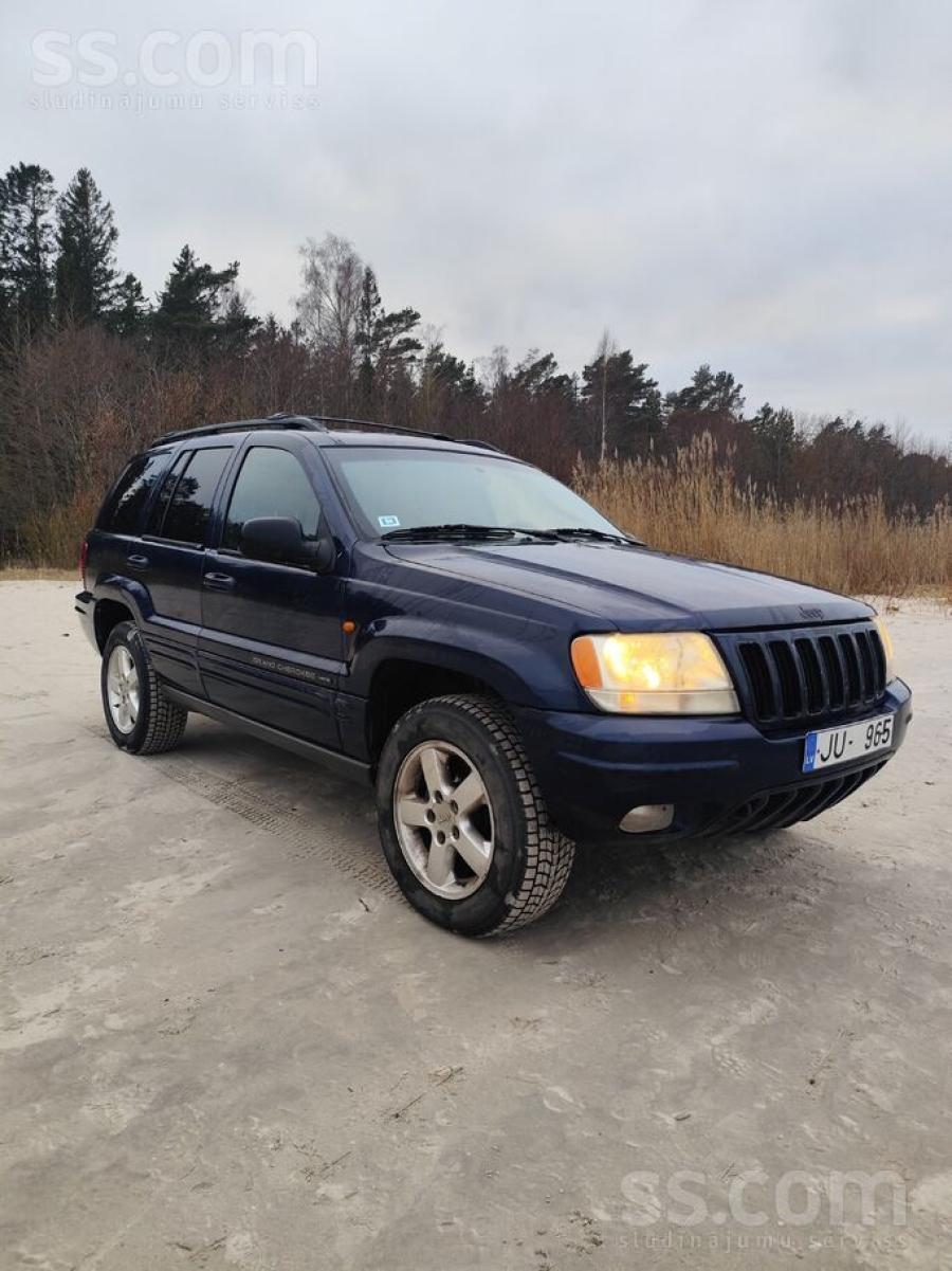 Blue Jeep Grand Cherokee 2002 in Talsi, with an engine capacity of 2.70 L and mileage of 335 thousand km for 3400 €, photo 3 on AUTOMOTO.COM.LV