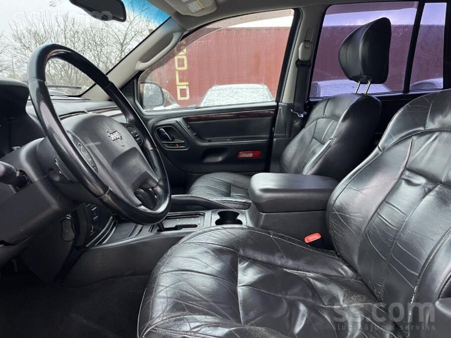 Zils Jeep Grand Cherokee 2002 Rīga, ar dzinēja tilpumu 2.70 L un nobraukumu 0 tūkst. km par 3990 €, foto 10 vietnē AUTOMOTO.COM.LV