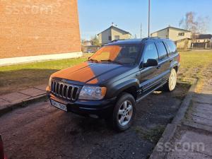 Zils Jeep Grand Cherokee 2002 Jelgava, ar dzinēja tilpumu 2.70 L un nobraukumu 361 tūkst. km par 1700 €, foto  vietnē AUTOMOTO.COM.LV
