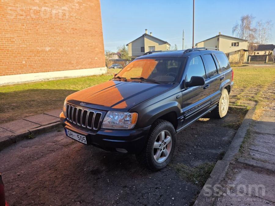 Zils Jeep Grand Cherokee 2002 Jelgava, ar dzinēja tilpumu 2.70 L un nobraukumu 361 tūkst. km par 1700 €, foto 1 vietnē AUTOMOTO.COM.LV