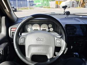 Zils Jeep Grand Cherokee 2002 Tallina, ar dzinēja tilpumu 2.70 L un nobraukumu 341 tūkst. km par 3800 €, foto 9 vietnē AUTOMOTO.COM.LV