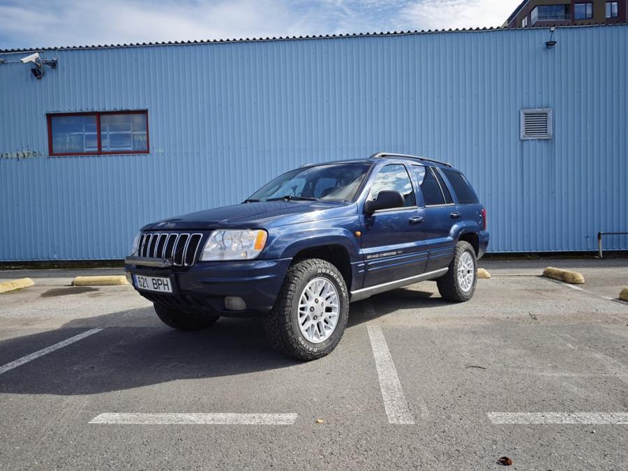 Zils Jeep Grand Cherokee 2002 Tallina, ar dzinēja tilpumu 2.70 L un nobraukumu 341 tūkst. km par 3800 €, foto 11 vietnē AUTOMOTO.COM.LV