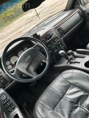 Zils Jeep Grand Cherokee 2002 Valmiera, ar dzinēja tilpumu 2.70 L un nobraukumu 354 tūkst. km par 4400 €, foto 7 vietnē AUTOMOTO.COM.LV