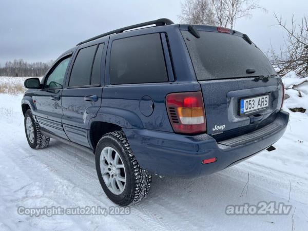 Blue Jeep Grand Cherokee 2003 in Valga, with an engine capacity of 2.70 L and mileage of 0 thousand km for 3499 €, photo 5 on AUTOMOTO.COM.LV