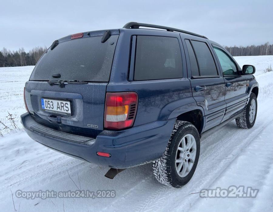 Blue Jeep Grand Cherokee 2003 in Valga, with an engine capacity of 2.70 L and mileage of 0 thousand km for 3499 €, photo 7 on AUTOMOTO.COM.LV