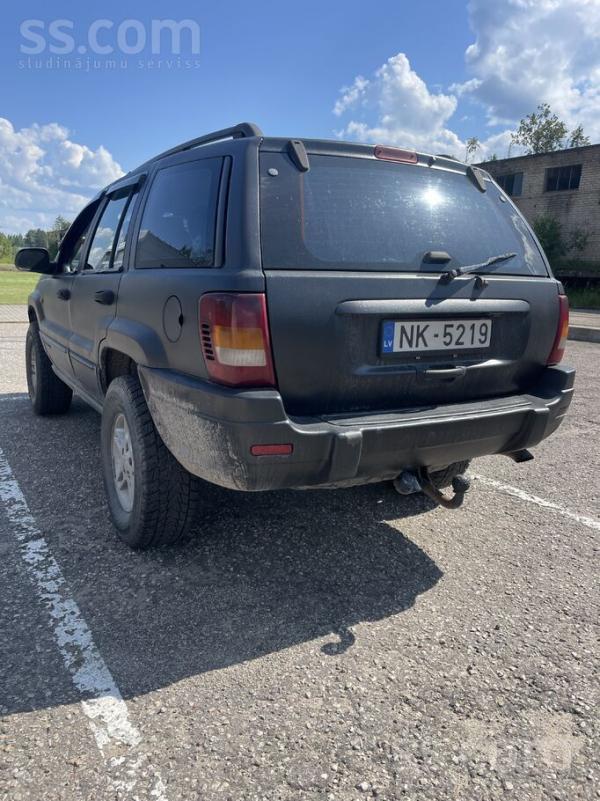 Zils Jeep Grand Cherokee 2003 Valka, ar dzinēja tilpumu 2.70 L un nobraukumu 290 tūkst. km par 2500 €, foto 3 vietnē AUTOMOTO.COM.LV