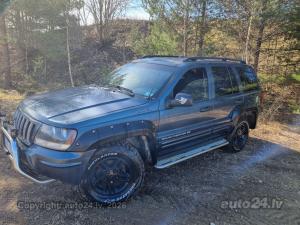 Zils Jeep Grand Cherokee 2003 Tallina, ar dzinēja tilpumu 2.70 L un nobraukumu 427 tūkst. km par 5000 €, foto 3 vietnē AUTOMOTO.COM.LV