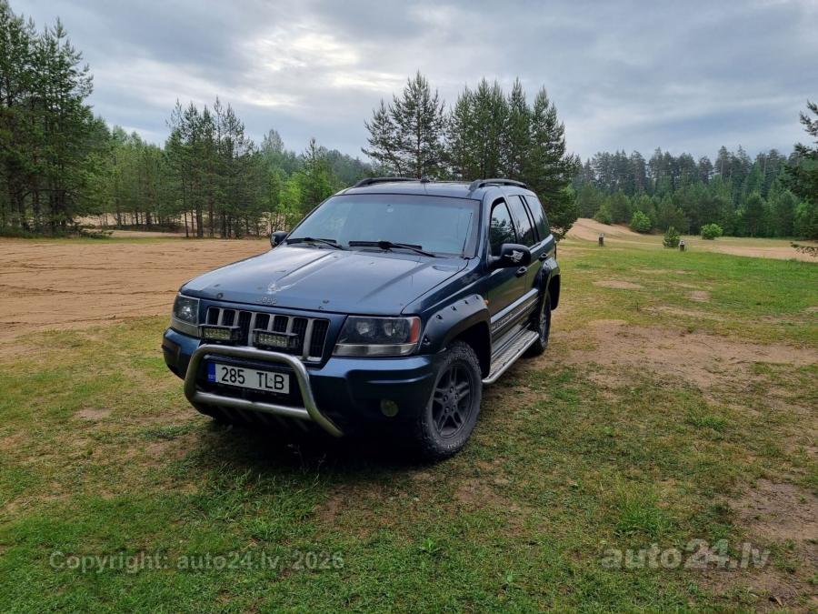 Zils Jeep Grand Cherokee 2003 Tallina, ar dzinēja tilpumu 2.70 L un nobraukumu 427 tūkst. km par 5000 €, foto 8 vietnē AUTOMOTO.COM.LV