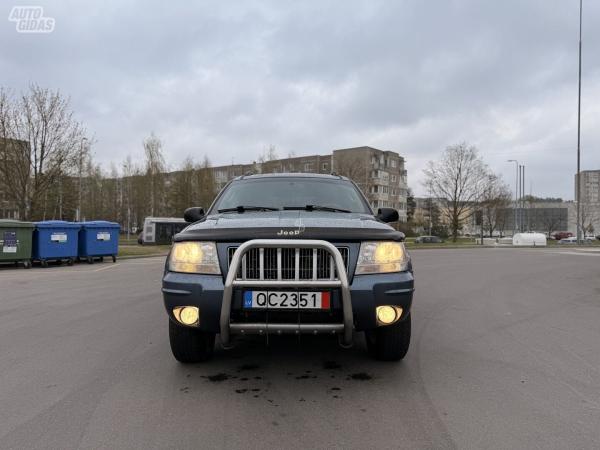 Blue Jeep Grand Cherokee 2004 in Vilnius, with an engine capacity of 2.70 L and mileage of 361 thousand km for 2999 €, photo 3 on AUTOMOTO.COM.LV