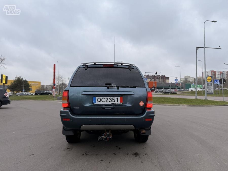 Blue Jeep Grand Cherokee 2004 in Vilnius, with an engine capacity of 2.70 L and mileage of 361 thousand km for 2999 €, photo 8 on AUTOMOTO.COM.LV