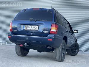 Zils Jeep Grand Cherokee 2004 Rīga, ar dzinēja tilpumu 2.70 L un nobraukumu 323 tūkst. km par 3650 €, foto 6 vietnē AUTOMOTO.COM.LV