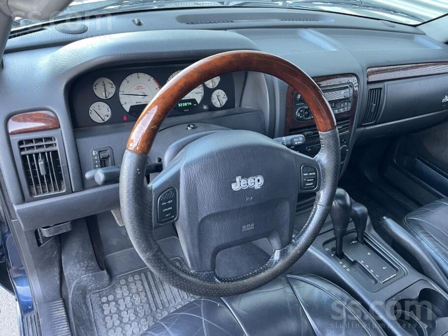 Zils Jeep Grand Cherokee 2004 Rīga, ar dzinēja tilpumu 2.70 L un nobraukumu 323 tūkst. km par 3650 €, foto 13 vietnē AUTOMOTO.COM.LV