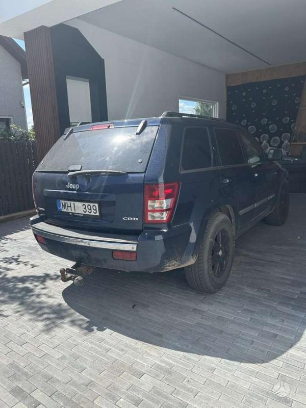 Zils Jeep Grand Cherokee 2005 Kauņa, ar dzinēja tilpumu 2.99 L un nobraukumu 282 tūkst. km par 2999 €, foto 6 vietnē AUTOMOTO.COM.LV