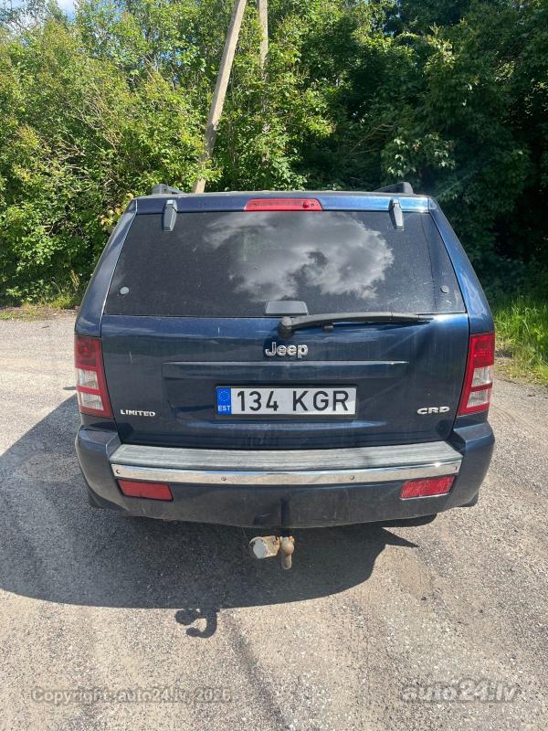 Blue Jeep Grand Cherokee 2005 in Tallinn, with an engine capacity of 3.00 L and mileage of 338 thousand km for 3000 €, photo 3 on AUTOMOTO.COM.LV