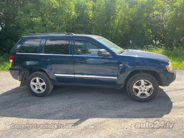 Blue Jeep Grand Cherokee 2005 in Tallinn, with an engine capacity of 3.00 L and mileage of 338 thousand km for 3000 €, photo 8 on AUTOMOTO.COM.LV