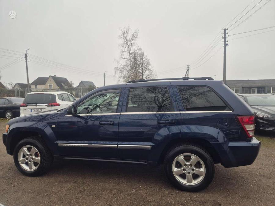 Zils Jeep Grand Cherokee 2006 Raseiniai, ar dzinēja tilpumu 2.99 L un nobraukumu 285 tūkst. km par 3950 €, foto 6 vietnē AUTOMOTO.COM.LV