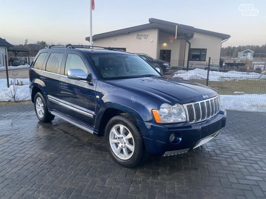 Zils Jeep Grand Cherokee 2006 Viļņa, ar dzinēja tilpumu 5.70 L un nobraukumu 306 tūkst. km par 5500 €, foto 2 vietnē AUTOMOTO.COM.LV