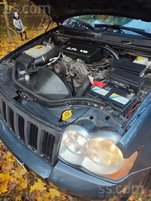 Blue Jeep Grand Cherokee 2007 in Riga, with an engine capacity of 3.70 L and mileage of 335 thousand km for 3550 €, photo  on AUTOMOTO.COM.LV