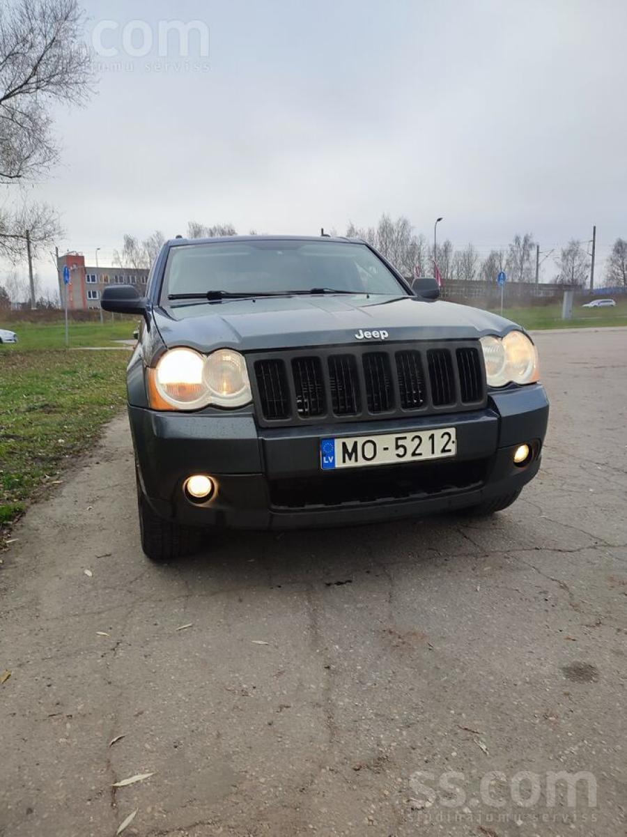 Blue Jeep Grand Cherokee 2007 in Riga, with an engine capacity of 3.70 L and mileage of 335 thousand km for 3550 €, photo 4 on AUTOMOTO.COM.LV
