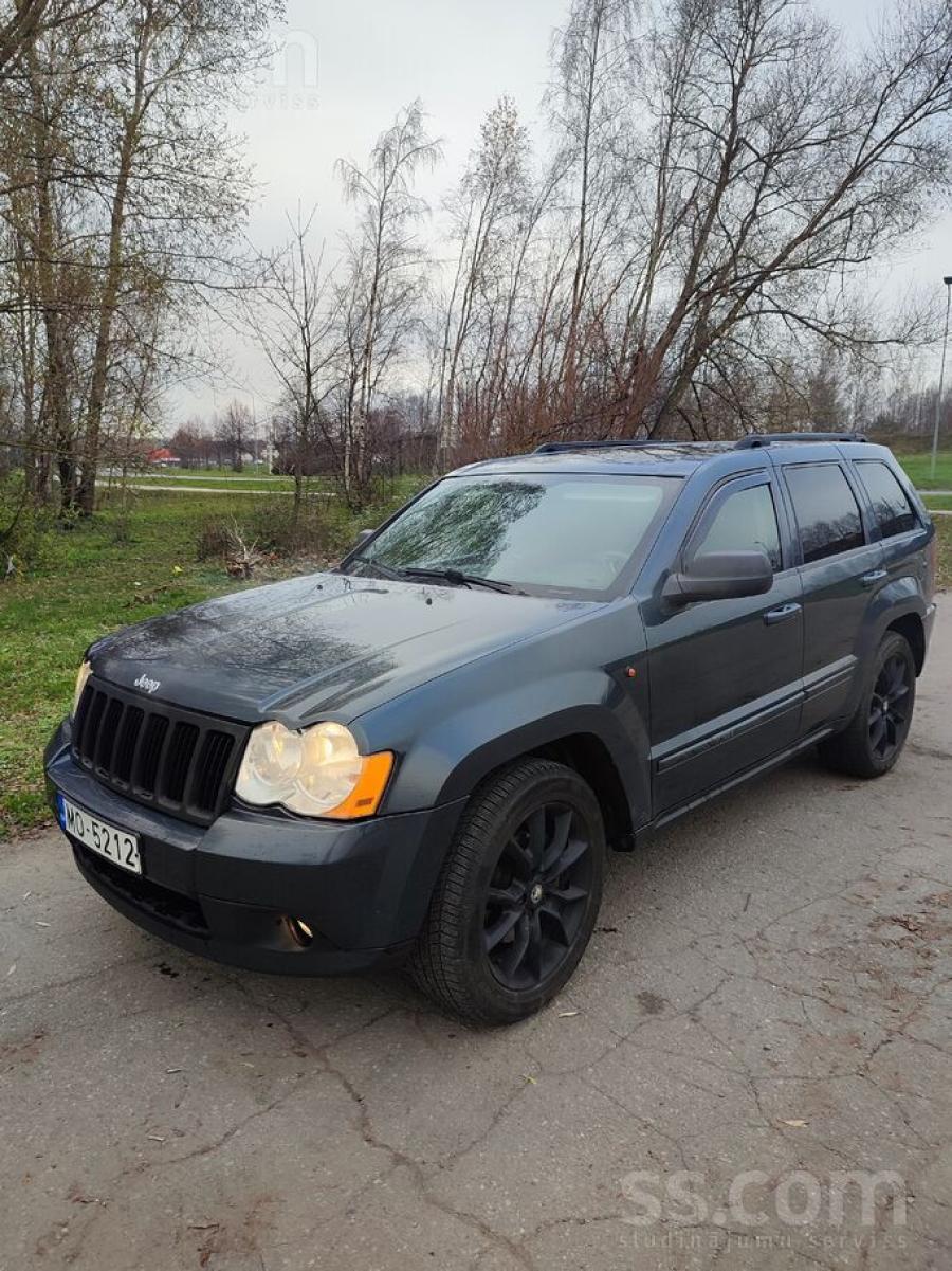 Blue Jeep Grand Cherokee 2007 in Riga, with an engine capacity of 3.70 L and mileage of 335 thousand km for 3550 €, photo 5 on AUTOMOTO.COM.LV