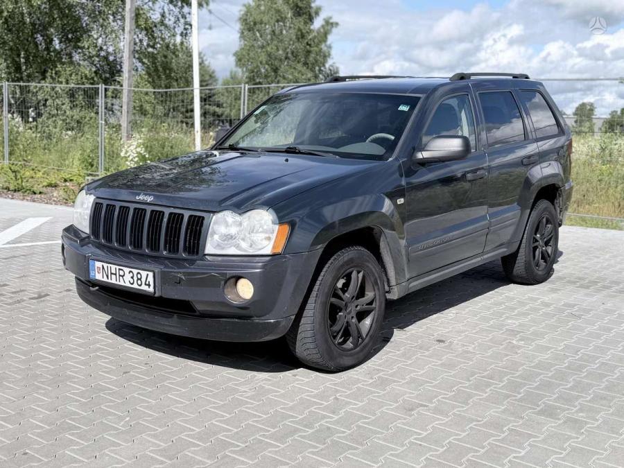 Blue Jeep Grand Cherokee 2008 in Vilnius, with an engine capacity of 2.98 L and mileage of 371 thousand km for 3500 €, photo 1 on AUTOMOTO.COM.LV