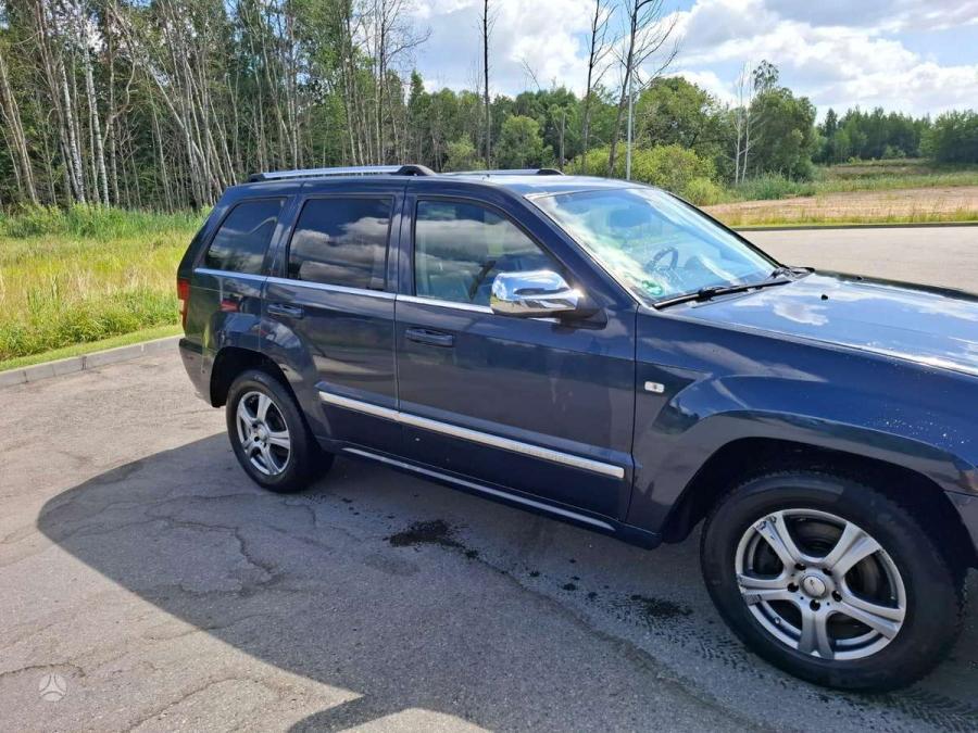 Zils Jeep Grand Cherokee 2008 Utena, ar dzinēja tilpumu 2.99 L un nobraukumu 225 tūkst. km par 6300 €, foto 3 vietnē AUTOMOTO.COM.LV