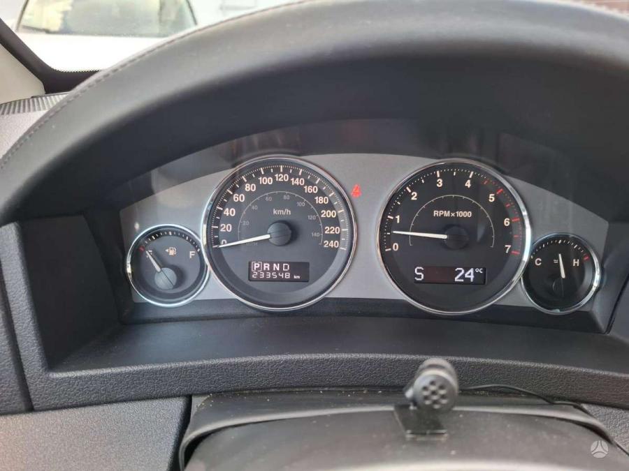 Zils Jeep Grand Cherokee 2008 Utena, ar dzinēja tilpumu 2.99 L un nobraukumu 225 tūkst. km par 6300 €, foto 19 vietnē AUTOMOTO.COM.LV