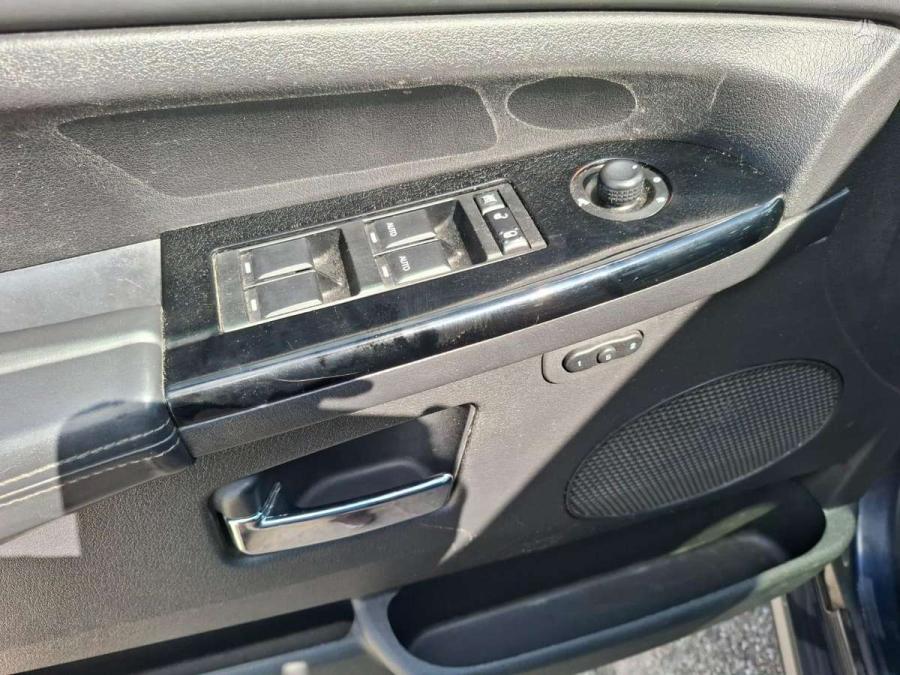 Zils Jeep Grand Cherokee 2008 Utena, ar dzinēja tilpumu 2.99 L un nobraukumu 225 tūkst. km par 6300 €, foto 20 vietnē AUTOMOTO.COM.LV