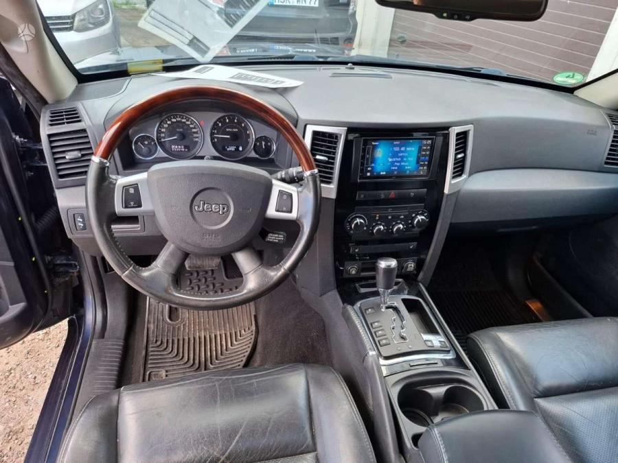 Zils Jeep Grand Cherokee 2008 Utena, ar dzinēja tilpumu 2.99 L un nobraukumu 225 tūkst. km par 6300 €, foto 21 vietnē AUTOMOTO.COM.LV