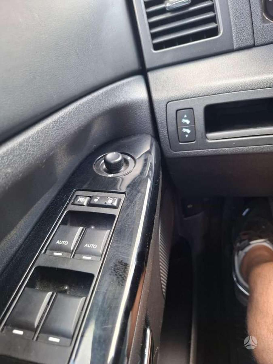 Zils Jeep Grand Cherokee 2008 Utena, ar dzinēja tilpumu 2.99 L un nobraukumu 225 tūkst. km par 6300 €, foto 23 vietnē AUTOMOTO.COM.LV