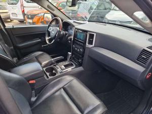 Zils Jeep Grand Cherokee 2008 Utena, ar dzinēja tilpumu 2.99 L un nobraukumu 225 tūkst. km par 6300 €, foto 24 vietnē AUTOMOTO.COM.LV