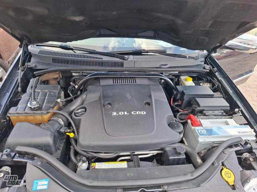 Zils Jeep Grand Cherokee 2008 Utena, ar dzinēja tilpumu 3.00 L un nobraukumu 225 tūkst. km par 6300 €, foto 29 vietnē AUTOMOTO.COM.LV