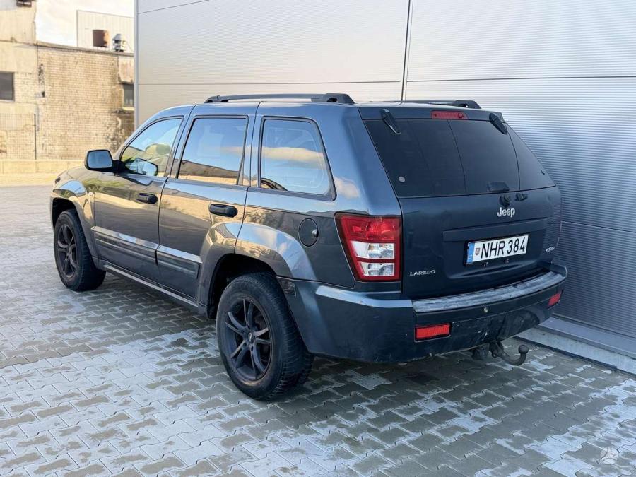 Zils Jeep Grand Cherokee 2008 Viļņa, ar dzinēja tilpumu 2.98 L un nobraukumu 371 tūkst. km par 3400 €, foto 5 vietnē AUTOMOTO.COM.LV