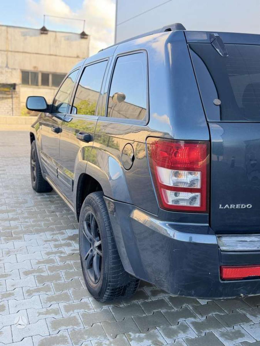 Zils Jeep Grand Cherokee 2008 Viļņa, ar dzinēja tilpumu 2.98 L un nobraukumu 371 tūkst. km par 3400 €, foto 6 vietnē AUTOMOTO.COM.LV