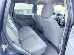 Zils Jeep Grand Cherokee 2008 Viļņa, ar dzinēja tilpumu 2.98 L un nobraukumu 371 tūkst. km par 3400 €, foto 11 vietnē AUTOMOTO.COM.LV