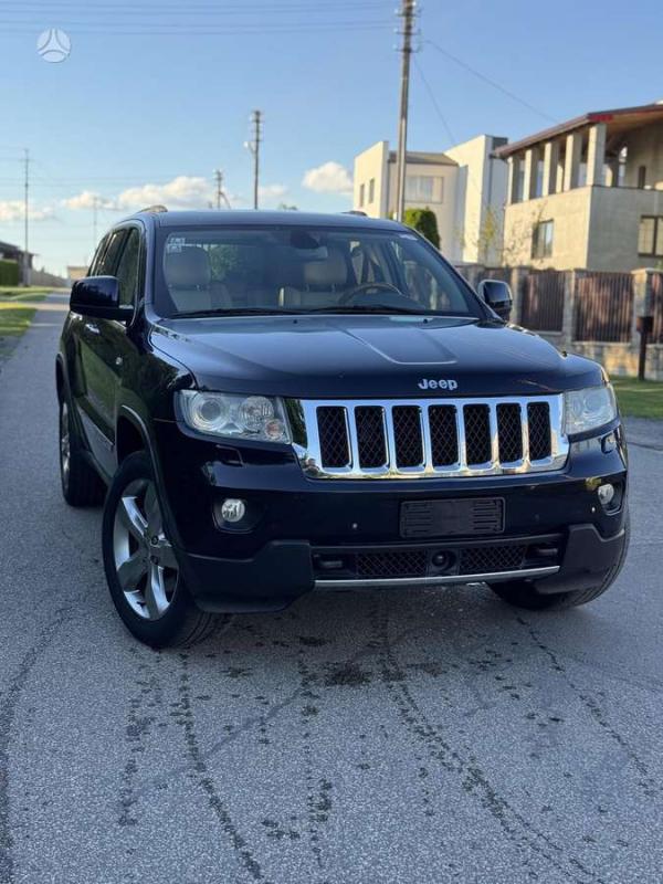 Zils Jeep Grand Cherokee 2011 Šalčininkai, ar dzinēja tilpumu 2.99 L un nobraukumu 301 tūkst. km par 5950 €, foto 3 vietnē AUTOMOTO.COM.LV