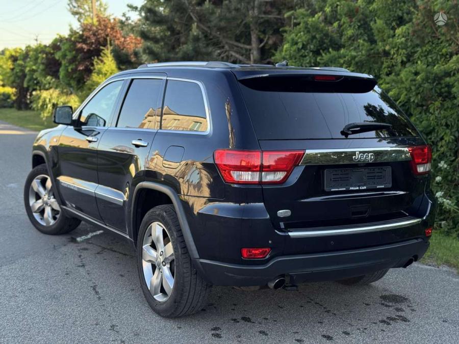Zils Jeep Grand Cherokee 2011 Šalčininkai, ar dzinēja tilpumu 2.99 L un nobraukumu 301 tūkst. km par 5950 €, foto 6 vietnē AUTOMOTO.COM.LV