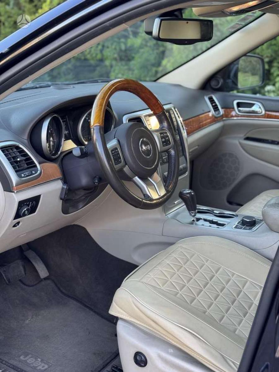 Zils Jeep Grand Cherokee 2011 Šalčininkai, ar dzinēja tilpumu 2.99 L un nobraukumu 301 tūkst. km par 5950 €, foto 10 vietnē AUTOMOTO.COM.LV