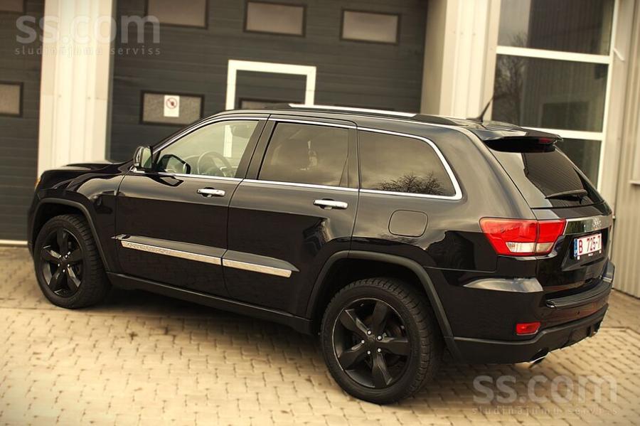 Blue Jeep Grand Cherokee 2011 in Riga, with an engine capacity of 3.60 L and mileage of 0 thousand km for 8990 €, photo 3 on AUTOMOTO.COM.LV