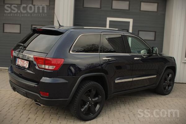 Blue Jeep Grand Cherokee 2011 in Riga, with an engine capacity of 3.60 L and mileage of 0 thousand km for 8990 €, photo 7 on AUTOMOTO.COM.LV