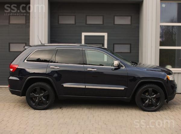 Blue Jeep Grand Cherokee 2011 in Riga, with an engine capacity of 3.60 L and mileage of 0 thousand km for 8990 €, photo 8 on AUTOMOTO.COM.LV