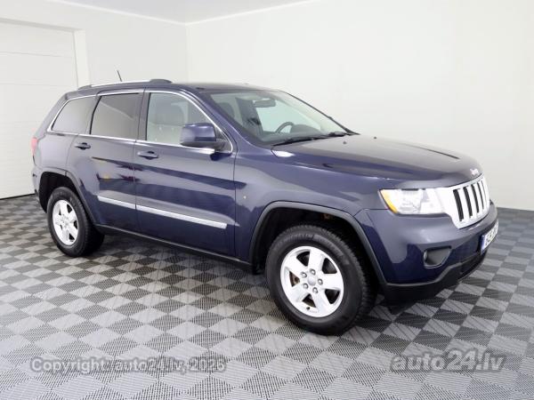 Zils Jeep Grand Cherokee 2012 Tallina, ar dzinēja tilpumu 3.60 L un nobraukumu 241 tūkst. km par 5999 €, foto 1 vietnē AUTOMOTO.COM.LV